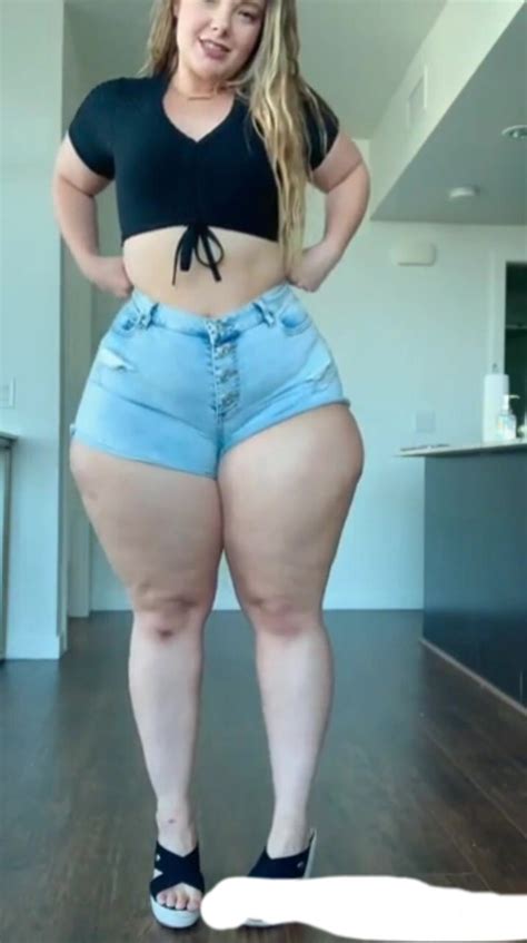 Big Ass That Famous Pawg On Shorts Jeans Thisvid Com