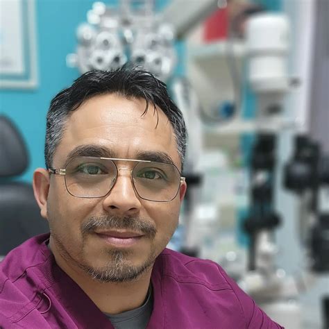 Dr Ivan Velasco Oftalmólogo Drivanvelasco • Instagram Photos And Videos