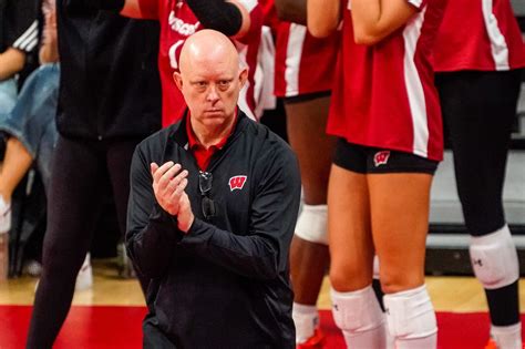 Wisconsin Badgers Volleyball Coach Has Contract Extended Through 2030