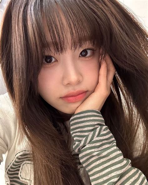 Pin De Ash En 이달의 소녀 ☀ Loona Foto