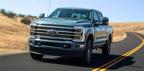 2026 Ford Super Duty King Ranch 4wd Crew Cab 8 Box Features And Specs
