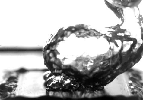 Mit Engineers Design Surfaces That Make Water Boil More Efficiently Mit Sustainability