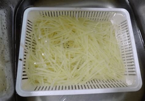 夏天流汗多，补钾是关键，三伏天吃这菜，美容养颜不长肉，吃不腻土豆