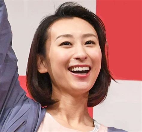 浅田舞さん、自身のinstagramで風になびくドレス姿を披露 浅田真央＆長洲未来＆宮原知子＆三原舞依＆坂本花織応援ブログ