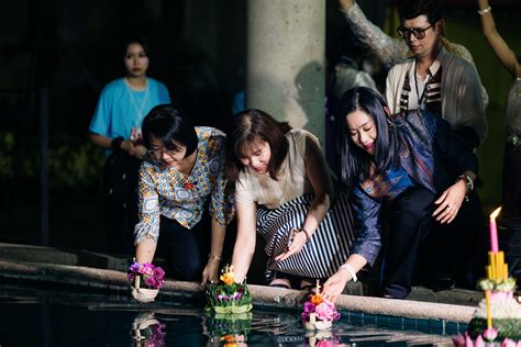 ลอยกระทง สานงานศิลป์ ศรีนครินทร์ ถิ่นวัฒนธรรม “งานวัด 4 ภาค”