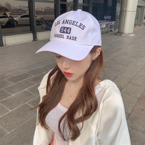 [꾸안꾸🤍햇빛차단] 얼굴이작아보이는 연예인핏 소두핏 여름 필수템 사계절 비비드 볼캡 자수 레터링 알파벳 모자 남녀공용 빈티지 코튼 캡모자 5col 에이블리