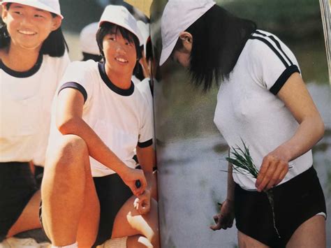 清純美少女ブルマ写真館 160pカラー投稿 平成11年 ラン出版 小学生中学生 運動会 複数被写体 ｜売買されたオークション情報、yahooの