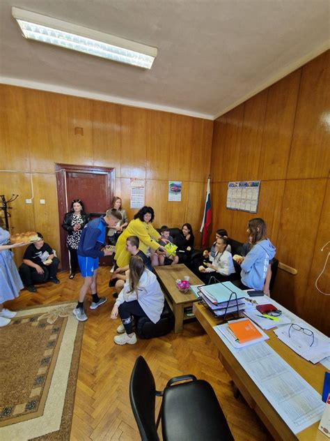 Дните на отворените врати в ПТГ „Васил Левски“ продължават с вдъхновяващи срещи и нови