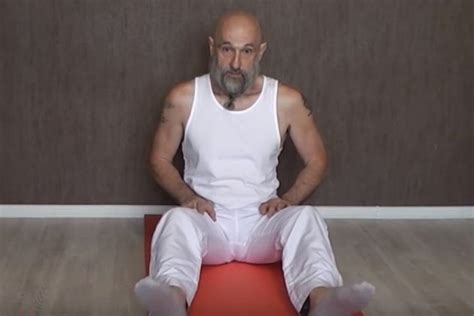 აღმოსავლური ვარჯიშის ტექნიკა მუხლებისთვის ტკივილი დროთა განმავლობაში