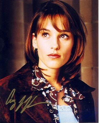 Amy Jo Johnson Felicity And Power Ranger Signed Photo 28432859
