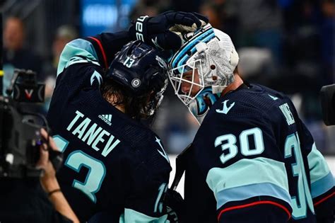 Flames Vs Kraken Prediction Nhl Picks 12723 Pickdawgz
