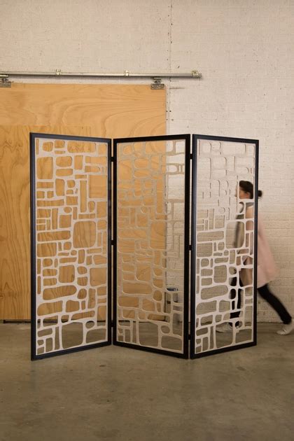 Buzzifalls Standing Folding Screens From Buzzispace Architonic