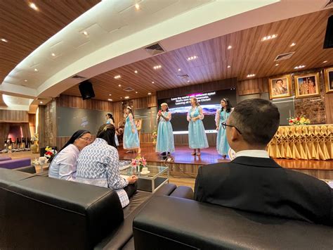 Empowering Communities Mobile Knowledge Clinic Activities In Pattaya