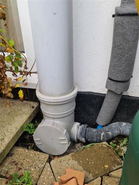 Leaking Boxed In Soil Pipe In Roof Of House Extension House Extensions Conservatories