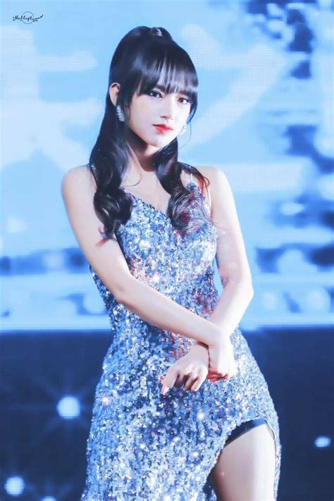 Pin By Tania On Cheng Xiao Kpop Girls Cosmic Girls Girl