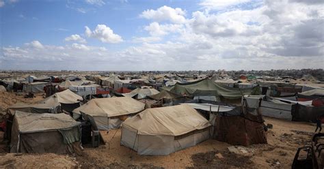 دختر اوکراینی که پدرش او را ربوده بود، پس از ۱۲ سال اسارت در غزه آزاد