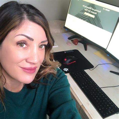 Susannah Spragues Instagram Twitter And Facebook On Idcrawl