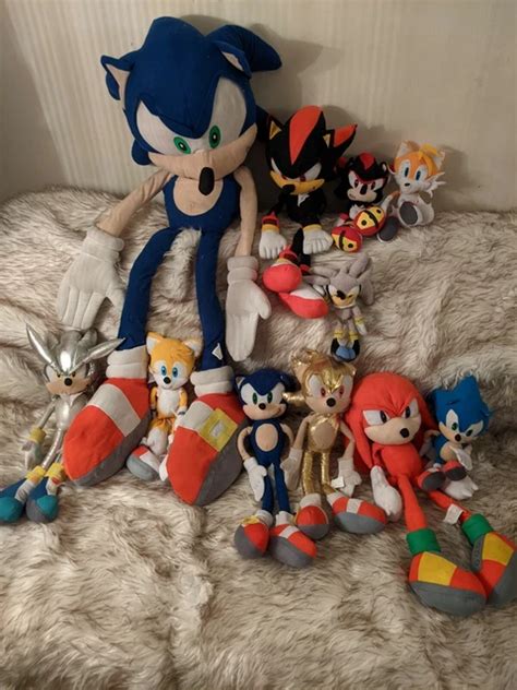 Sonic Hedgehog Tails Knuckles Shadow Gold Silver Jumbo Large Stuffies