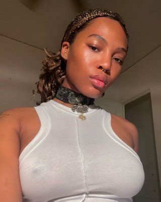 Quenlin Blackwell Nude Porn Pictures Xxx Photos Sex Images Pictoa