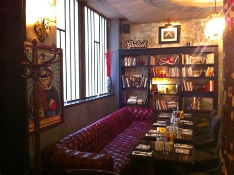 18 Bars Où Chiller Pépouze Les Meilleurs Bars Cosy De Paris