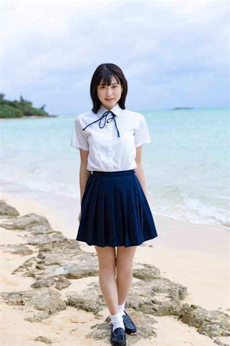 爽やか清純系美少女・山田南実、みずみずしい魅力凝縮の最新dvdをリリース【写真11点】 Entame Next アイドル情報総合ニュースサイト