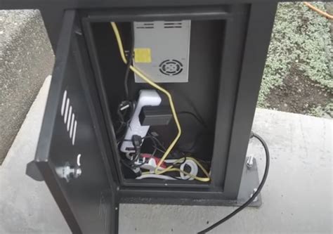 Raspberry Pi Powers A Frightfully Good Halloween Light Show Tom S Hardware