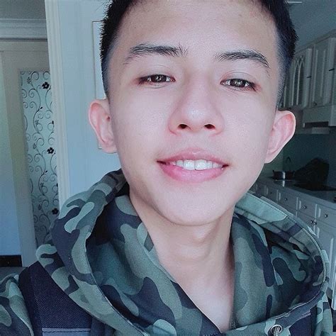 about trieu hoang phuc medium