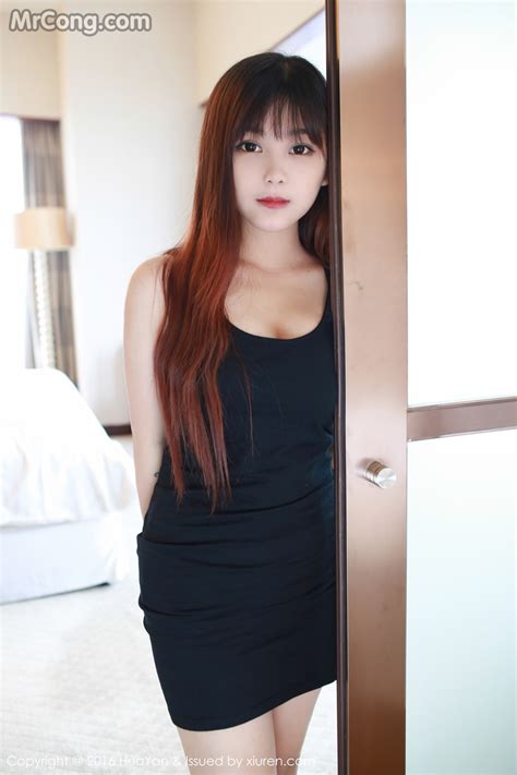 HuaYan Vol Model Xiao Yue Er 小月 儿 photos Page
