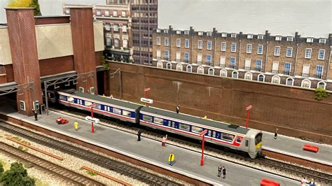 Revolution Class 321 Model Revolution Trains