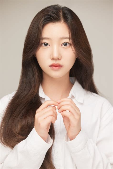 따뜻한 분위기의 여자 프로필 배우프로필 여자프로필 프로필컨셉 프로필스튜디오 네이버 블로그