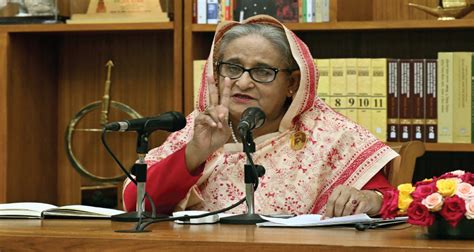 আমার বাসায় কাজ করেছে পিয়ন ছিল এখন ৪০০ কোটি টাকার মালিক প্রধানমন্ত্রী