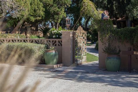 Sex Addiction In Young Adults Gentle Path At The Meadows