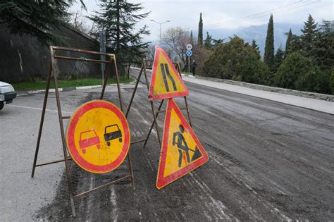 В Кореизе временно перекрыт участок дороги Лента новостей Крыма