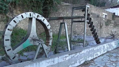 Ti KΡΥΒΕΤΑΙ KatΩ ΑΠΟ ΤΟ ΠΑΡΚΟ ΤΟΥ ΠΑΡΚΟΥ ΤΟΥ ΚΑΤΑΡΡΑΚΤΗ ΤΗΣ ΕΔΕΣΣΑΣ