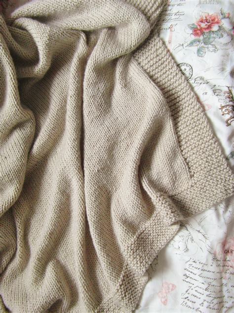 Random Button A Simple Knitted Blanket Pattern