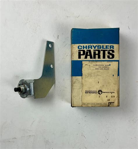 Nos Mopar Brake Light Switch 1965 8 C Body With Cruise Control 258011