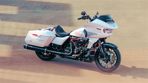Liquid Cooled Harley Bagger 2024 Harley Davidson Cvo Road Glide St