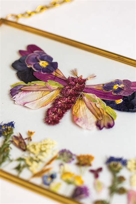 Pin By Lori Letourneau On Diy Art Crafts Dried Flowers Crafts