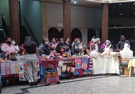 En Cochabamba Se Inaugura La Tradicional Feria De Alasitas Y Arte Popular” En El Parque