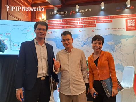 Internetday2023 Iptpnetworks Internetvietnam Technology Exhibition Networking Event