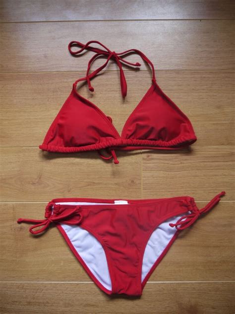 Hot Sexy Red Eviee Bikini Pics