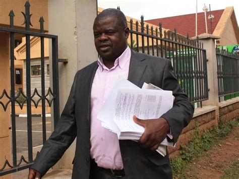 Okiya Omtatah Akimbia Kortini Kupinga Sheria Iliyopandisha Bei Ya Simu