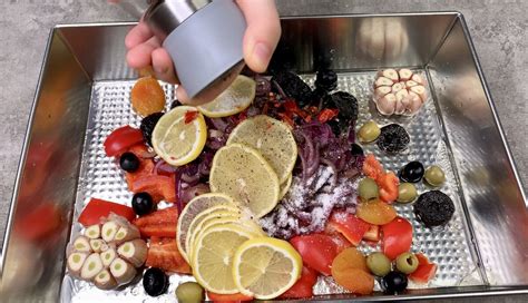 Такие цыплята корнишоны понравятся всем за праздничным столом восхитительное мясо вкусный