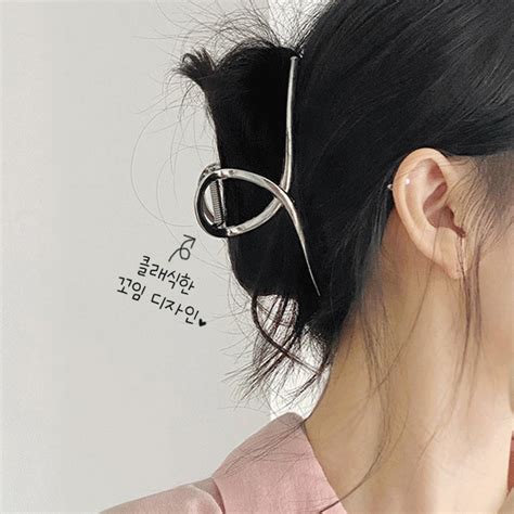[여신템 올림머리] 글로시메탈꼬임헤어집게핀 2color 골드 실버 유광 숱많은머리 악어 대왕 사계절 봄 여름 가을 겨울