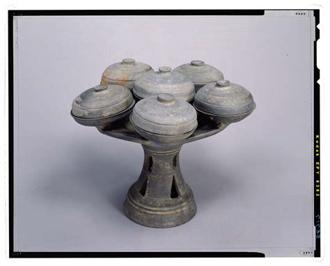 C0056717 子持器台 東京国立博物館 画像検索