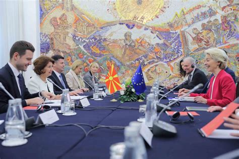 Средба Сиљановска Давкова Фон дер Лајен Клучот за нашиот развој е во