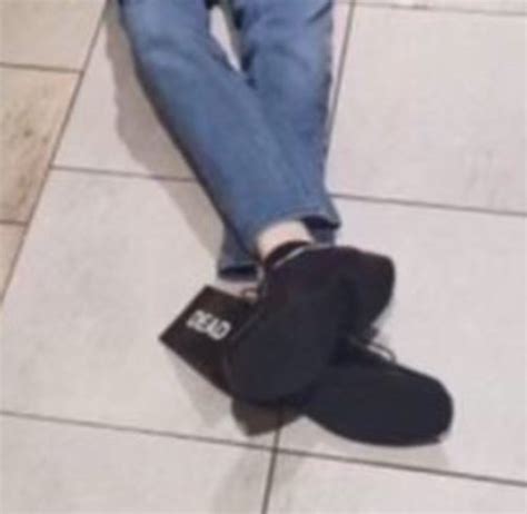 Photo Indiana Crime Scene Technicians Labeled Jonathan Sapirmans Body Dead On His Foot