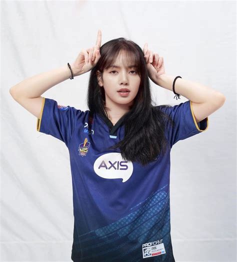 Evos Lisa Wanita Cantik Gambar Gadis Cantik Wanita