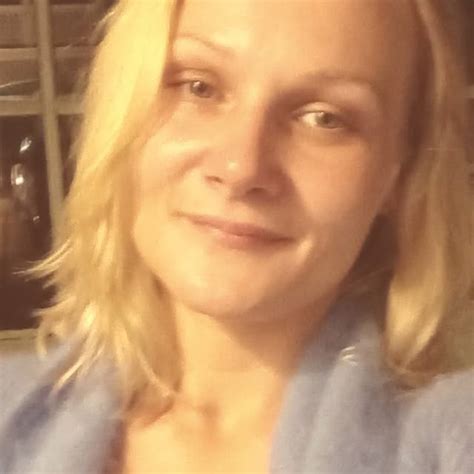 Daphne Bartley Bartleydaphne • Threads Say More