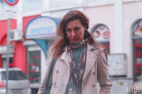 САМО В ПИК И РЕТРО Бившата на Радев се опъна СНИМКА Информационна агенция ПИК